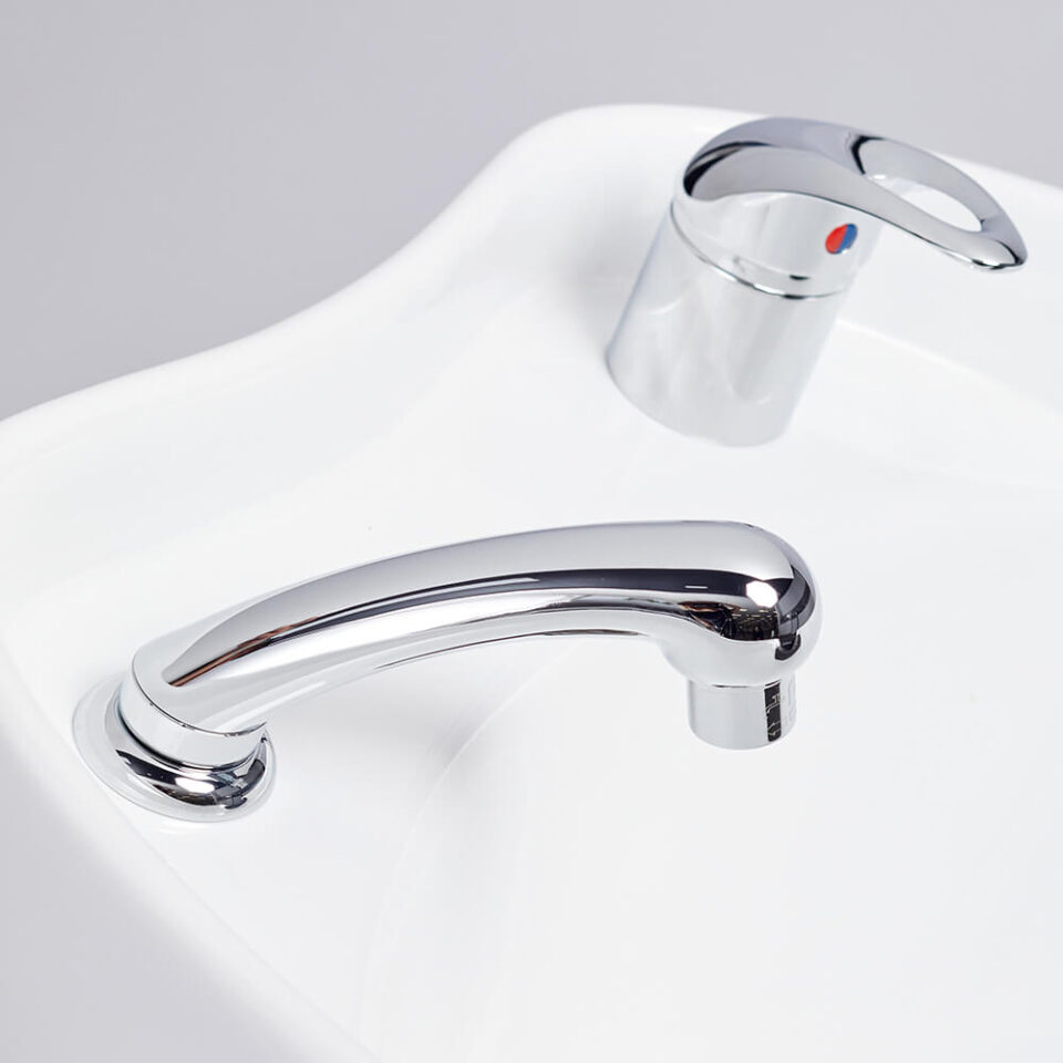 Chrome Flick Mixer Tapset 5L/min | Comfortel Salon Furniture UK